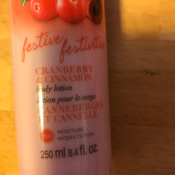 Avon | Makeup | Avon Senses Body Lotion Cranberry Cinnamon New | Poshmark